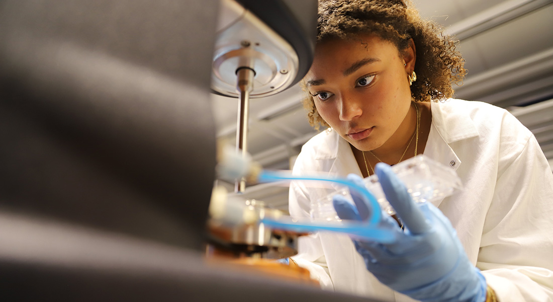 Biomedical and Chemical Engineering Departments - ECS – Syracuse University